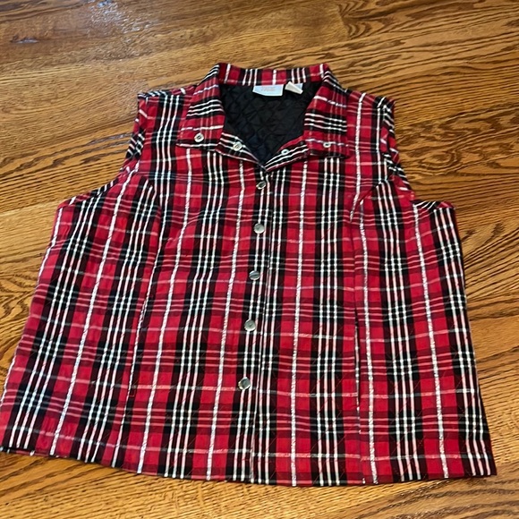 Baxter & Wells | Jackets & Coats | Large Vest Red Black Silver | Poshmark